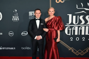 Kansanedustaja Wille Rydmanin puoliso ja parisuhdetilanne - Puoliso.com